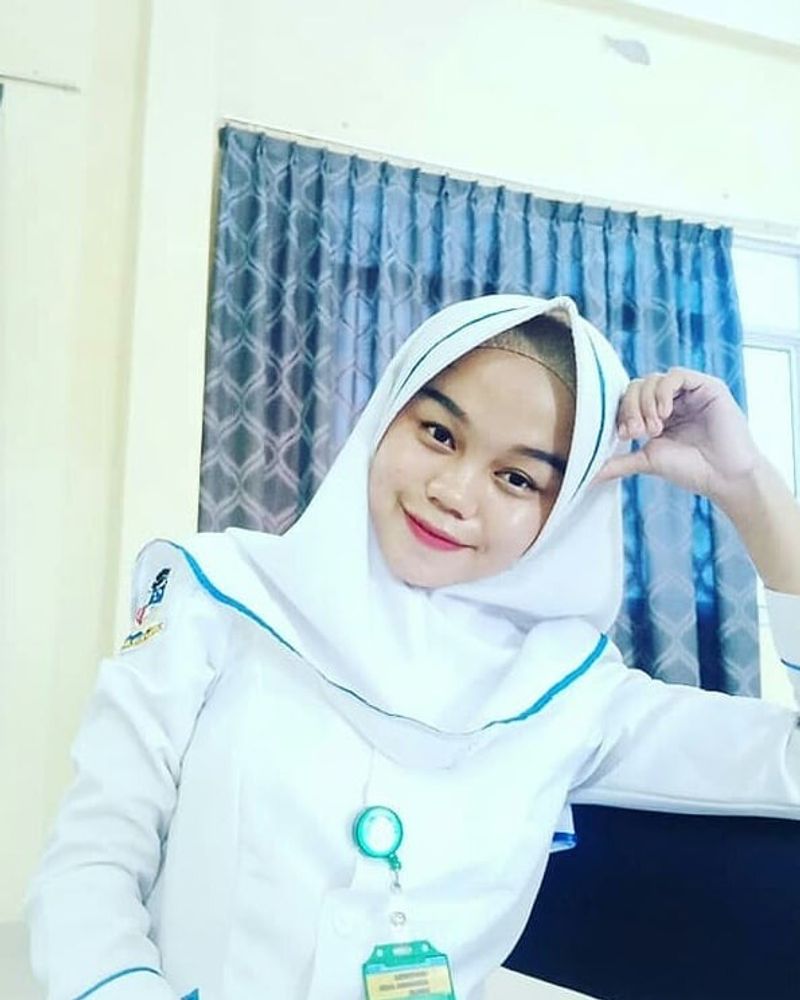 Jadi budak suster cantik · Karyakarsa