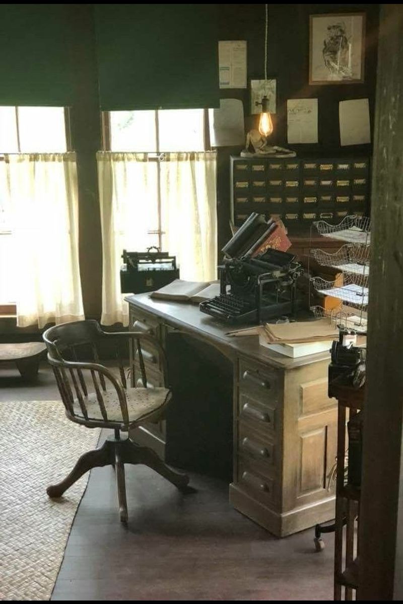 Chapter 2 | Menyebalkan · Karyakarsa