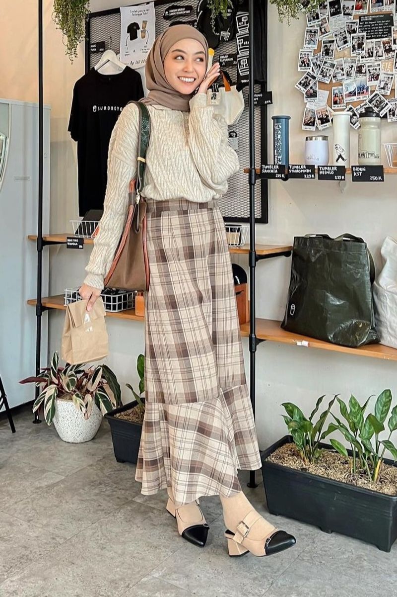 Part 8 || Konsep Dan Fitting Baju · Karyakarsa