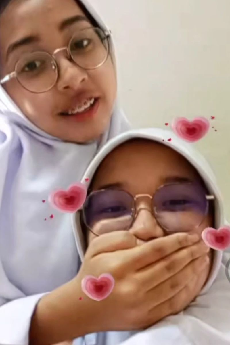 Handgag Karyakarsa