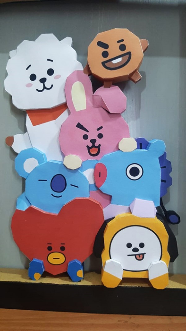 Papercraft Wall Decor BT21 · Karyakarsa